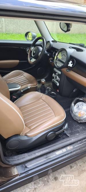 MINI Cooper 2010 in Kaunas, with an engine capacity of 1.60 L and mileage of 225 thousand km for 1000 €, photo 9 on AUTOMOTO.COM.LV