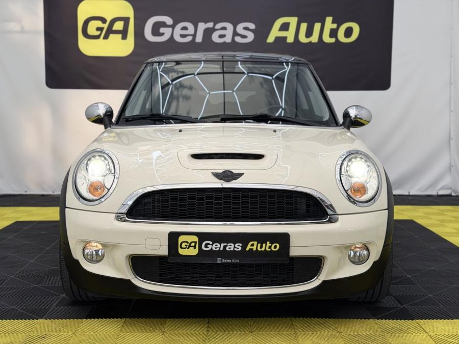 MINI Cooper 2010 in Vilnius, with an engine capacity of 0.00 L and mileage of 0 thousand km for 6999 €, photo 3 on AUTOMOTO.COM.LV
