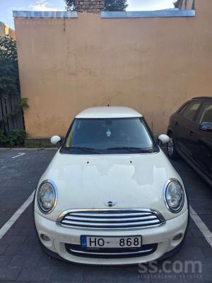 MINI Cooper 2010 Rīga, ar dzinēja tilpumu 1.60 L un nobraukumu 96 tūkst. km par 3000 €, foto 4 vietnē AUTOMOTO.COM.LV