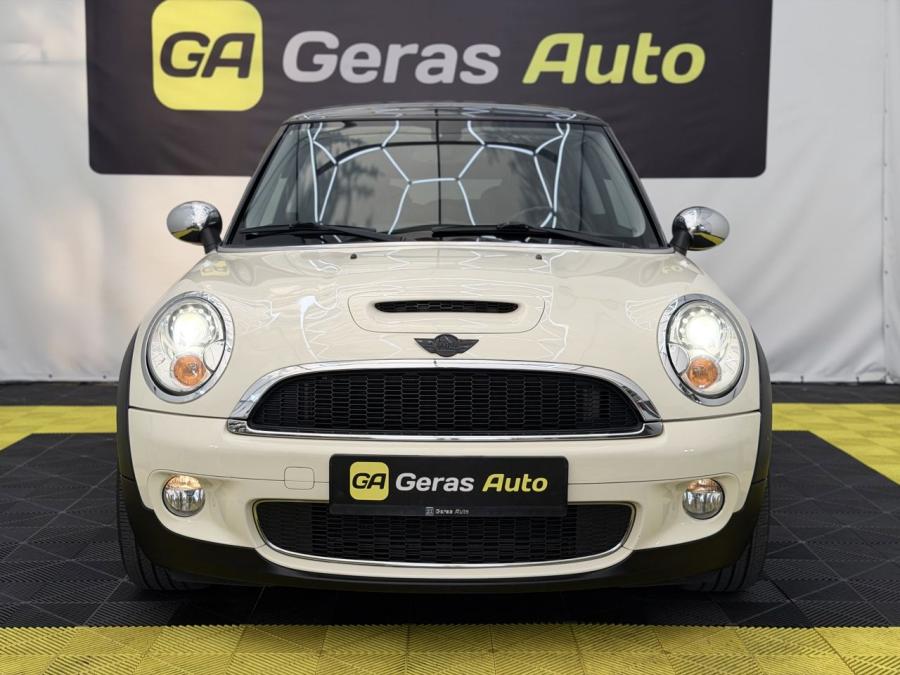 MINI Cooper 2010 in Vilnius, with an engine capacity of 0.00 L and mileage of 0 thousand km for 6899 €, photo 3 on AUTOMOTO.COM.LV