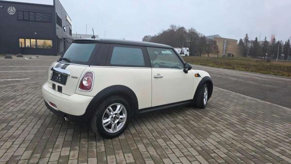 MINI Cooper 2013 in Siauliai, with an engine capacity of 1.60 L and mileage of 33 thousand km for 6600 €, photo 6 on AUTOMOTO.COM.LV
