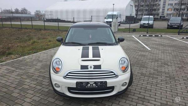 MINI Cooper 2013 in Siauliai, with an engine capacity of 1.60 L and mileage of 33 thousand km for 6600 €, photo 7 on AUTOMOTO.COM.LV