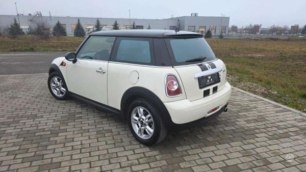 MINI Cooper 2013 in Siauliai, with an engine capacity of 1.60 L and mileage of 33 thousand km for 6600 €, photo 8 on AUTOMOTO.COM.LV
