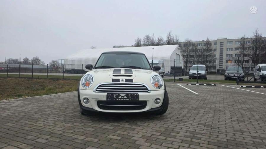 MINI Cooper 2013 in Siauliai, with an engine capacity of 1.60 L and mileage of 33 thousand km for 6600 €, photo 9 on AUTOMOTO.COM.LV