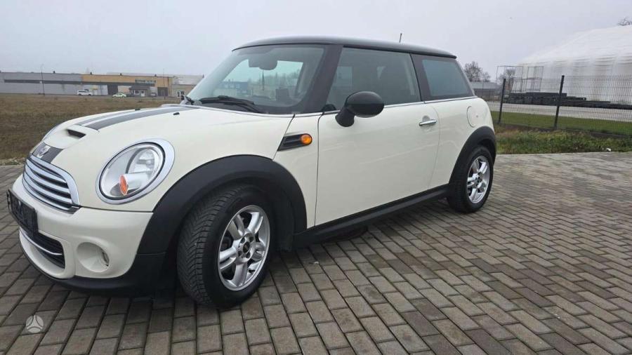 MINI Cooper 2013 in Siauliai, with an engine capacity of 1.60 L and mileage of 33 thousand km for 6600 €, photo 10 on AUTOMOTO.COM.LV