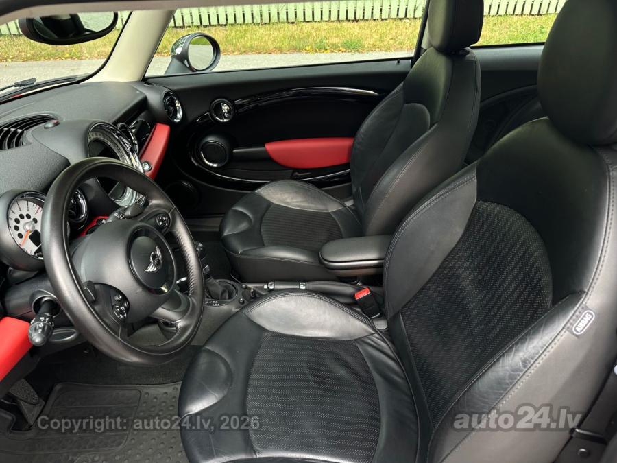 MINI Cooper 2013 Tallina, ar dzinēja tilpumu 1.60 L un nobraukumu 101 tūkst. km par 10900 €, foto 9 vietnē AUTOMOTO.COM.LV