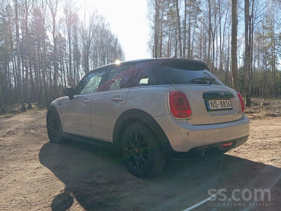 MINI Cooper 2017 Rīga, ar dzinēja tilpumu 1.50 L un nobraukumu 170 tūkst. km par 10000 €, foto 4 vietnē AUTOMOTO.COM.LV