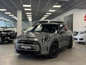 MINI Cooper 2021 in Klaipeda, with an engine capacity of 0.00 L and mileage of 34 thousand km for 17500 €, photo 3 on AUTOMOTO.COM.LV