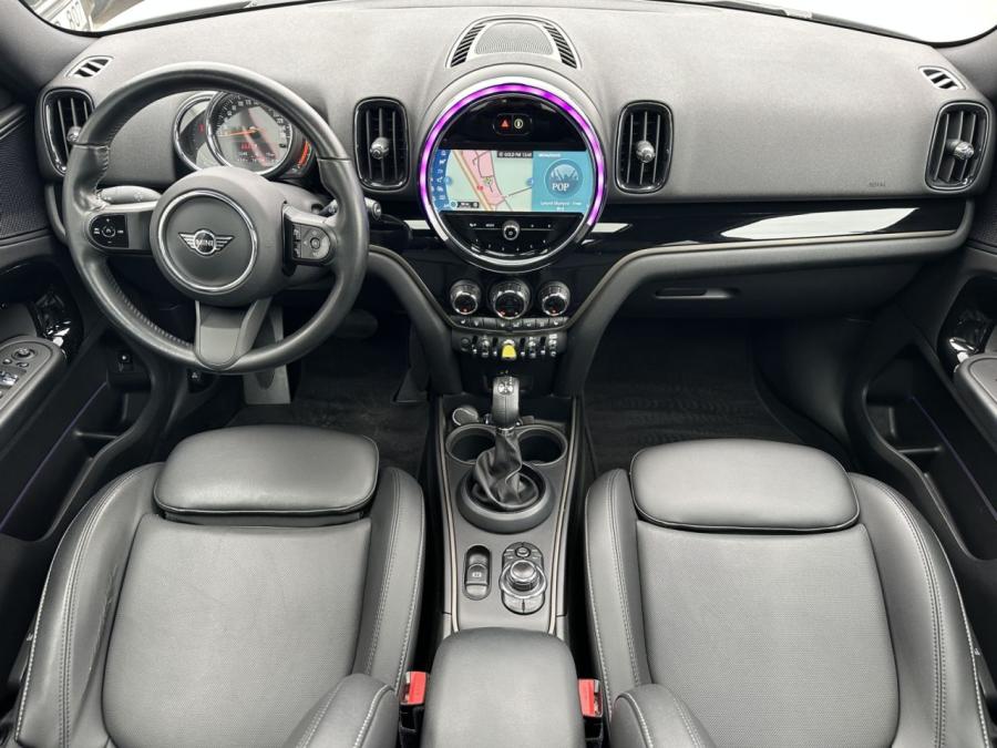 MINI Cooper 2022 in Vilnius, with an engine capacity of 1.50 L and mileage of 147 thousand km for 19950 €, photo 5 on AUTOMOTO.COM.LV