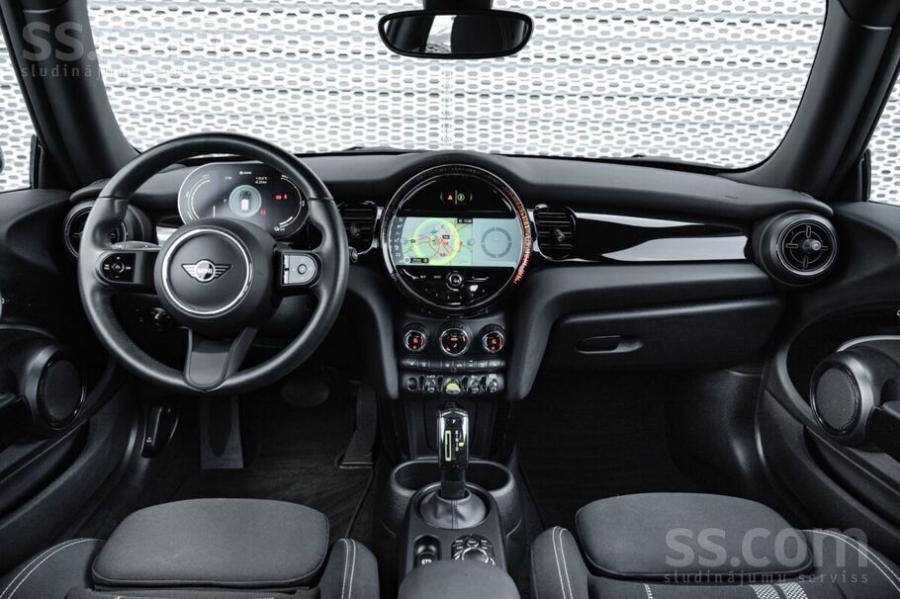 MINI Cooper 2024 Rīga, ar dzinēja tilpumu 1.60 L un nobraukumu 32 tūkst. km par 21150 €, foto 7 vietnē AUTOMOTO.COM.LV