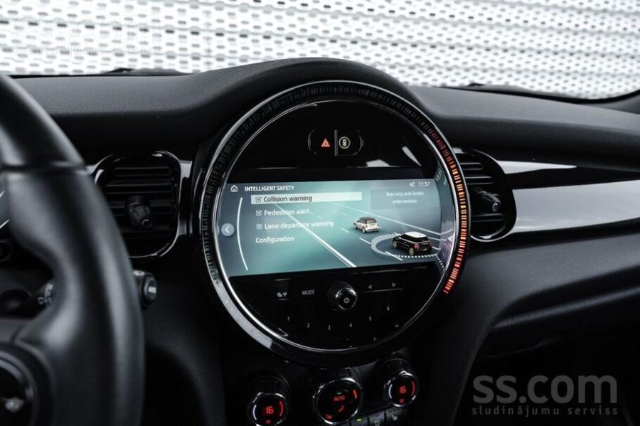 MINI Cooper 2024 Rīga, ar dzinēja tilpumu 1.60 L un nobraukumu 32 tūkst. km par 21150 €, foto 15 vietnē AUTOMOTO.COM.LV