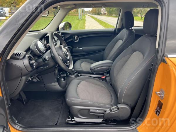 Oranžs MINI Cooper 2016 Limbaži, ar dzinēja tilpumu 1.50 L un nobraukumu 126 tūkst. km par 8550 €, foto 9 vietnē AUTOMOTO.COM.LV