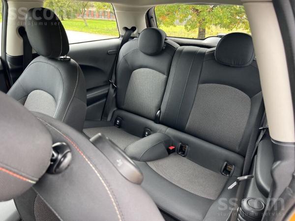 Oranžs MINI Cooper 2016 Limbaži, ar dzinēja tilpumu 1.50 L un nobraukumu 126 tūkst. km par 8550 €, foto 10 vietnē AUTOMOTO.COM.LV