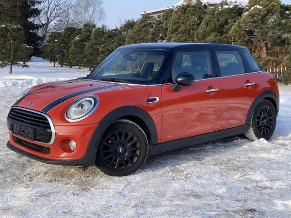 Oranžs MINI Cooper 2019 Alīta, ar dzinēja tilpumu 1.50 L un nobraukumu 199 tūkst. km par 13900 €, foto 2 vietnē AUTOMOTO.COM.LV