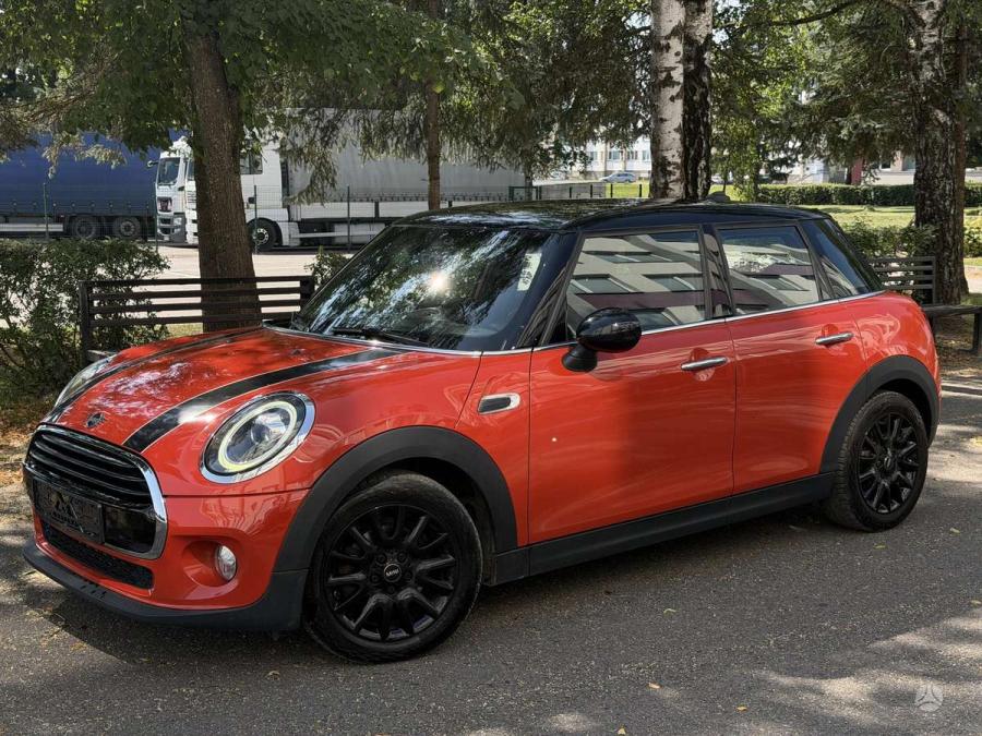 Oranžs MINI Cooper 2019 Alīta, ar dzinēja tilpumu 1.50 L un nobraukumu 199 tūkst. km par 10300 €, foto 3 vietnē AUTOMOTO.COM.LV