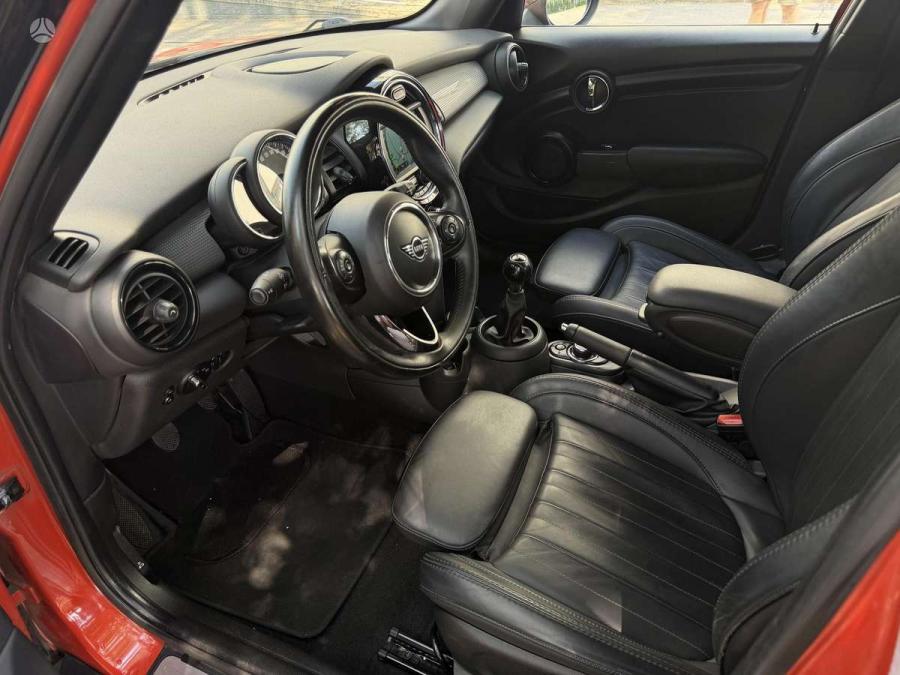 Oranžs MINI Cooper 2019 Alīta, ar dzinēja tilpumu 1.50 L un nobraukumu 199 tūkst. km par 10300 €, foto 20 vietnē AUTOMOTO.COM.LV