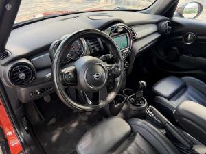 Oranžs MINI Cooper 2019 Alīta, ar dzinēja tilpumu 1.50 L un nobraukumu 199 tūkst. km par 10300 €, foto 22 vietnē AUTOMOTO.COM.LV