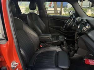 Oranžs MINI Cooper 2019 Alīta, ar dzinēja tilpumu 1.50 L un nobraukumu 199 tūkst. km par 10300 €, foto 27 vietnē AUTOMOTO.COM.LV