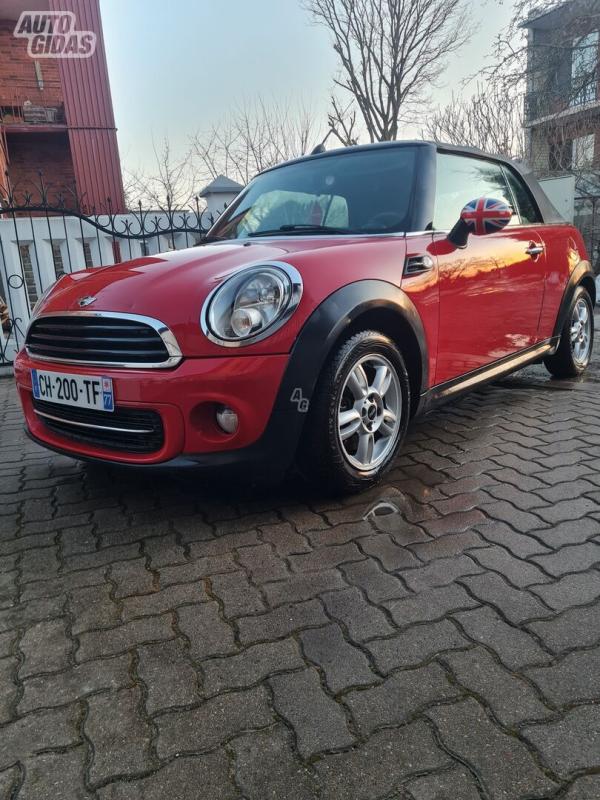 Red MINI Cooper 2012 in Panevezys, with an engine capacity of 1.60 L and mileage of 242 thousand km for 4250 €, photo 1 on AUTOMOTO.COM.LV