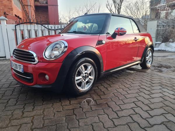 Red MINI Cooper 2012 in Panevezys, with an engine capacity of 1.60 L and mileage of 242 thousand km for 4250 €, photo 2 on AUTOMOTO.COM.LV