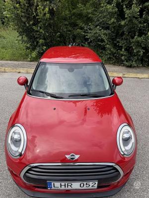 Red MINI Cooper 2018 in Klaipeda, with an engine capacity of 1.50 L and mileage of 53 thousand km for 13000 €, photo  on AUTOMOTO.COM.LV
