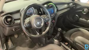 Sarkans MINI Cooper 2020 Ventspils, ar dzinēja tilpumu 1.50 L un nobraukumu 155 tūkst. km par 10500 €, foto 10 vietnē AUTOMOTO.COM.LV