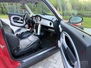 Red MINI Cooper 2002 in Cesis, with an engine capacity of 1.60 L and mileage of 268 thousand km for 1300 €, photo 13 on AUTOMOTO.COM.LV