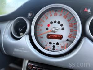 Red MINI Cooper 2002 in Cesis, with an engine capacity of 1.60 L and mileage of 268 thousand km for 1300 €, photo 15 on AUTOMOTO.COM.LV