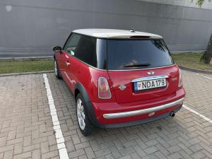 Red MINI Cooper 2003 in Vilnius, with an engine capacity of 1.60 L and mileage of 231 thousand km for 1900 €, photo 10 on AUTOMOTO.COM.LV