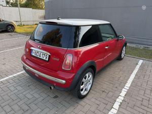 Red MINI Cooper 2003 in Vilnius, with an engine capacity of 1.60 L and mileage of 231 thousand km for 1900 €, photo 11 on AUTOMOTO.COM.LV