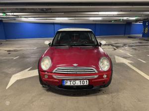 Red MINI Cooper 2006 in Vilnius, with an engine capacity of 1.40 L and mileage of 273 thousand km for 820 €, photo  on AUTOMOTO.COM.LV