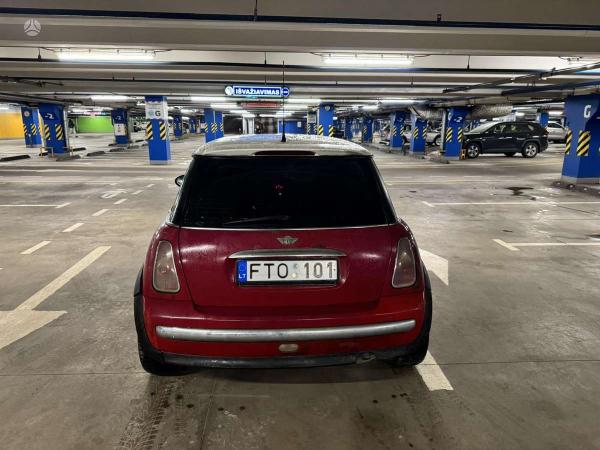 Sarkans MINI Cooper 2006 Viļņa, ar dzinēja tilpumu 1.40 L un nobraukumu 273 tūkst. km par 820 €, foto 4 vietnē AUTOMOTO.COM.LV