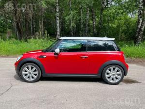 Sarkans MINI Cooper 2008 Rīga, ar dzinēja tilpumu 1.60 L un nobraukumu 0 tūkst. km par 3799 €, foto 3 vietnē AUTOMOTO.COM.LV