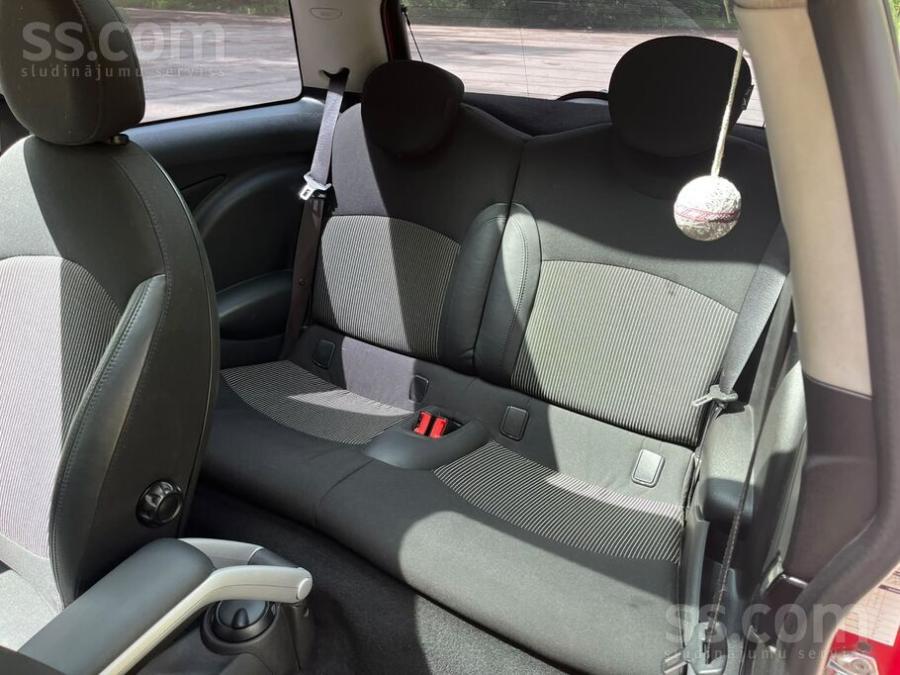 Sarkans MINI Cooper 2008 Rīga, ar dzinēja tilpumu 1.60 L un nobraukumu 0 tūkst. km par 3799 €, foto 21 vietnē AUTOMOTO.COM.LV