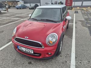 Red MINI Cooper 2013 in Jurmala, with an engine capacity of 1.60 L and mileage of 300 thousand km for 3300 €, photo  on AUTOMOTO.COM.LV