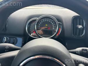 Sarkans MINI Cooper 2018 Rīga, ar dzinēja tilpumu 2.00 L un nobraukumu 152 tūkst. km par 11500 €, foto 9 vietnē AUTOMOTO.COM.LV