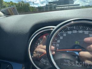Sarkans MINI Cooper 2018 Rīga, ar dzinēja tilpumu 2.00 L un nobraukumu 152 tūkst. km par 11500 €, foto 19 vietnē AUTOMOTO.COM.LV