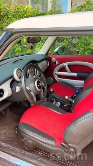 Sarkans MINI Cooper 2001 Aizkraukle, ar dzinēja tilpumu 1.60 L un nobraukumu 207 tūkst. km par 1200 €, foto 4 vietnē AUTOMOTO.COM.LV