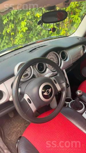 Sarkans MINI Cooper 2001 Aizkraukle, ar dzinēja tilpumu 1.60 L un nobraukumu 207 tūkst. km par 1200 €, foto 5 vietnē AUTOMOTO.COM.LV