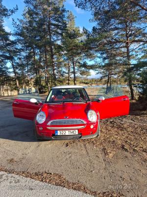 Sarkans MINI Cooper 2002 Tallina, ar dzinēja tilpumu 1.60 L un nobraukumu 460 tūkst. km par 999 €, foto  vietnē AUTOMOTO.COM.LV