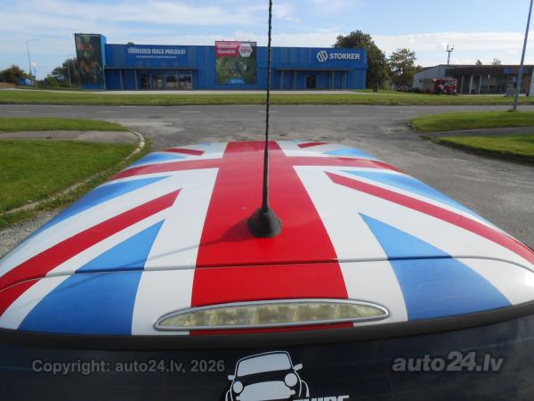 MINI Cooper 2005 Viljandi vietnē Sarkans MINI Cooper 2005 Viljandi, ar dzinēja tilpumu 1.60 L un nobraukumu 249 tūkst. km par 1590 €, foto 6 vietnē AUTOMOTO.COM.LV
