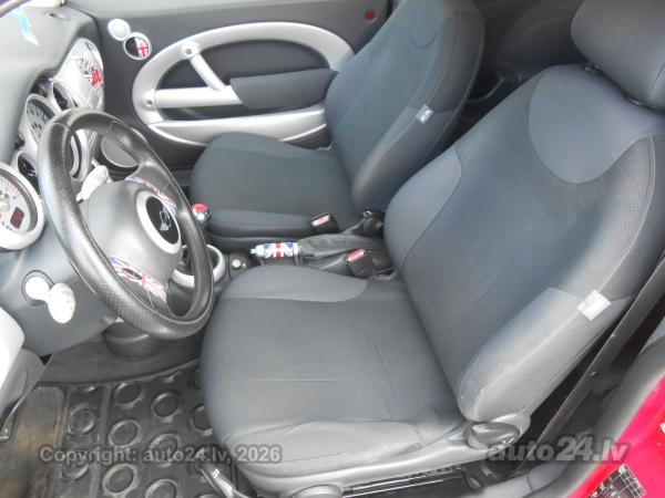 MINI Cooper 2005 Viljandi vietnē Sarkans MINI Cooper 2005 Viljandi, ar dzinēja tilpumu 1.60 L un nobraukumu 249 tūkst. km par 1590 €, foto 8 vietnē AUTOMOTO.COM.LV