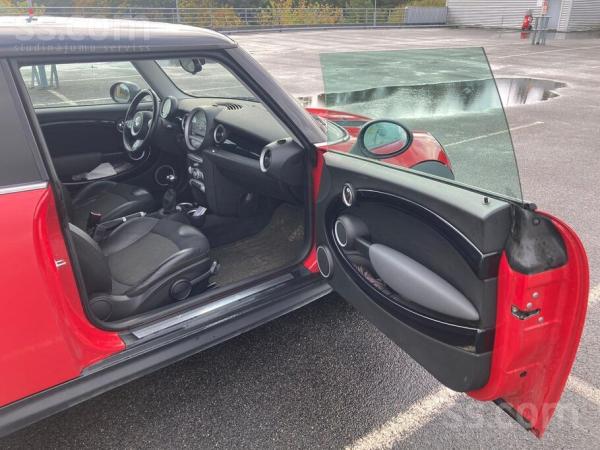 Sarkans MINI Cooper 2007 Rīga, ar dzinēja tilpumu 1.60 L un nobraukumu 177 tūkst. km par 1950 €, foto 8 vietnē AUTOMOTO.COM.LV