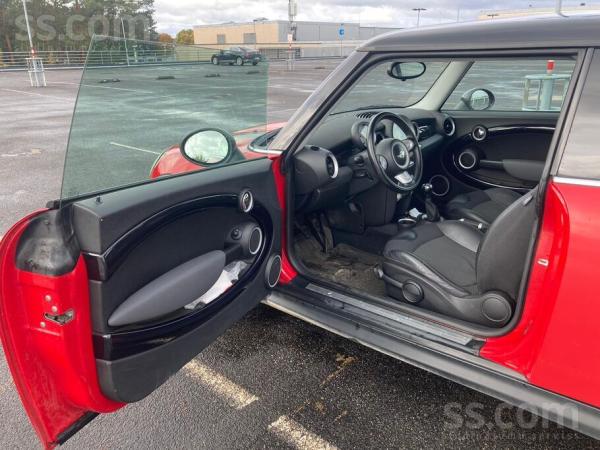 Sarkans MINI Cooper 2007 Rīga, ar dzinēja tilpumu 1.60 L un nobraukumu 177 tūkst. km par 1950 €, foto 9 vietnē AUTOMOTO.COM.LV