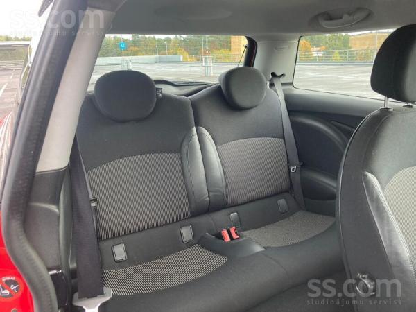 Sarkans MINI Cooper 2007 Rīga, ar dzinēja tilpumu 1.60 L un nobraukumu 177 tūkst. km par 1950 €, foto 11 vietnē AUTOMOTO.COM.LV