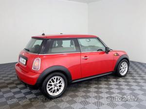 Sarkans MINI Cooper 2007 Tallina, ar dzinēja tilpumu 1.40 L un nobraukumu 179 tūkst. km par 1999 €, foto 3 vietnē AUTOMOTO.COM.LV