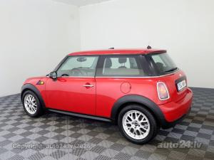 Sarkans MINI Cooper 2007 Tallina, ar dzinēja tilpumu 1.40 L un nobraukumu 179 tūkst. km par 1999 €, foto 4 vietnē AUTOMOTO.COM.LV
