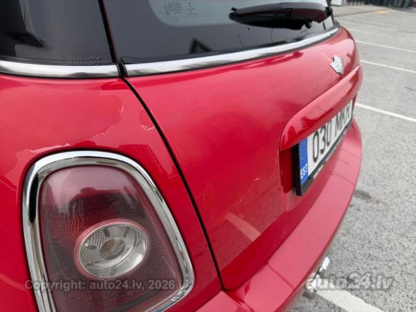 Red MINI Cooper 2007 in Tallinn, with an engine capacity of 1.60 L and mileage of 169 thousand km for 3999 €, photo 8 on AUTOMOTO.COM.LV