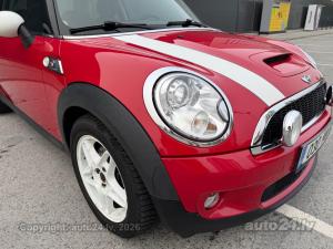 Sarkans MINI Cooper 2007 Tallina, ar dzinēja tilpumu 1.60 L un nobraukumu 169 tūkst. km par 3999 €, foto 5 vietnē AUTOMOTO.COM.LV