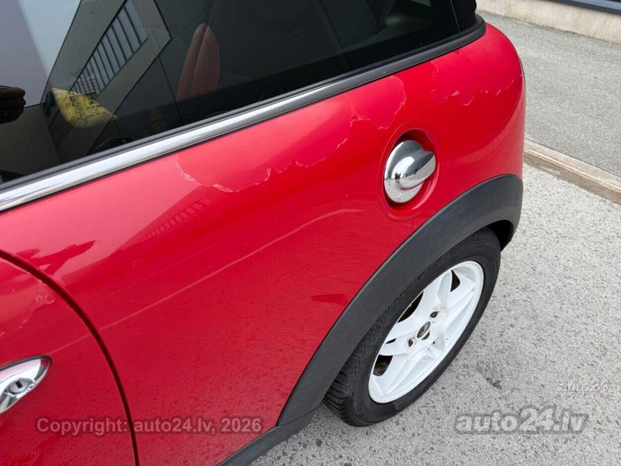 Sarkans MINI Cooper 2007 Tallina, ar dzinēja tilpumu 1.60 L un nobraukumu 169 tūkst. km par 3999 €, foto 9 vietnē AUTOMOTO.COM.LV